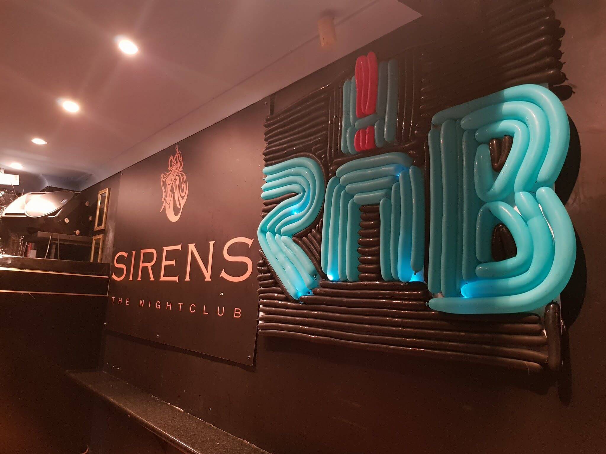 Sirens Nightclub | Things to do | Love Central Coast