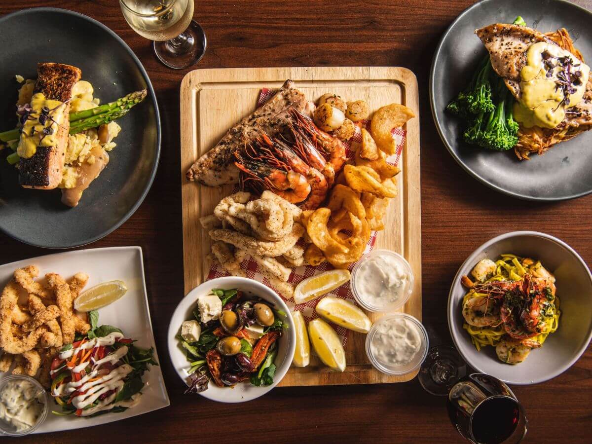 Breakers Country Club | Eat & Drink | Love Central Coast